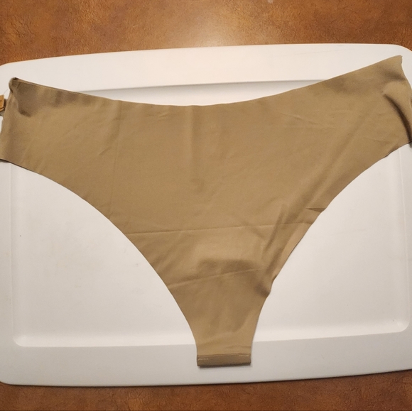 SKIMS | Intimates & Sleepwear | Nwt Skims Full Panties Panty Color ...